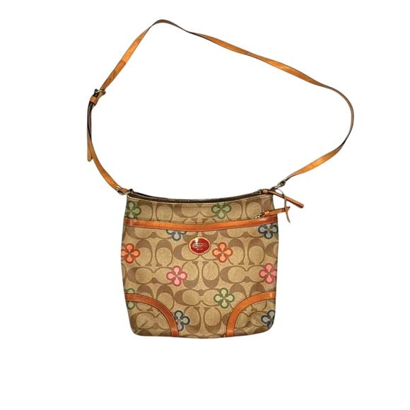 Coach | Bags | Coach Peyton Signature Clover Floral Print Crossbody Bag ...